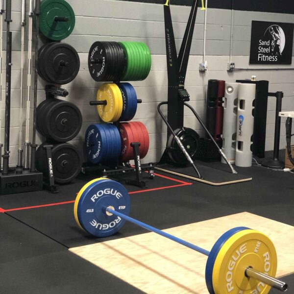Safely Managing a Barbell in your CrossFit Gym - Sand and Steel Fitness